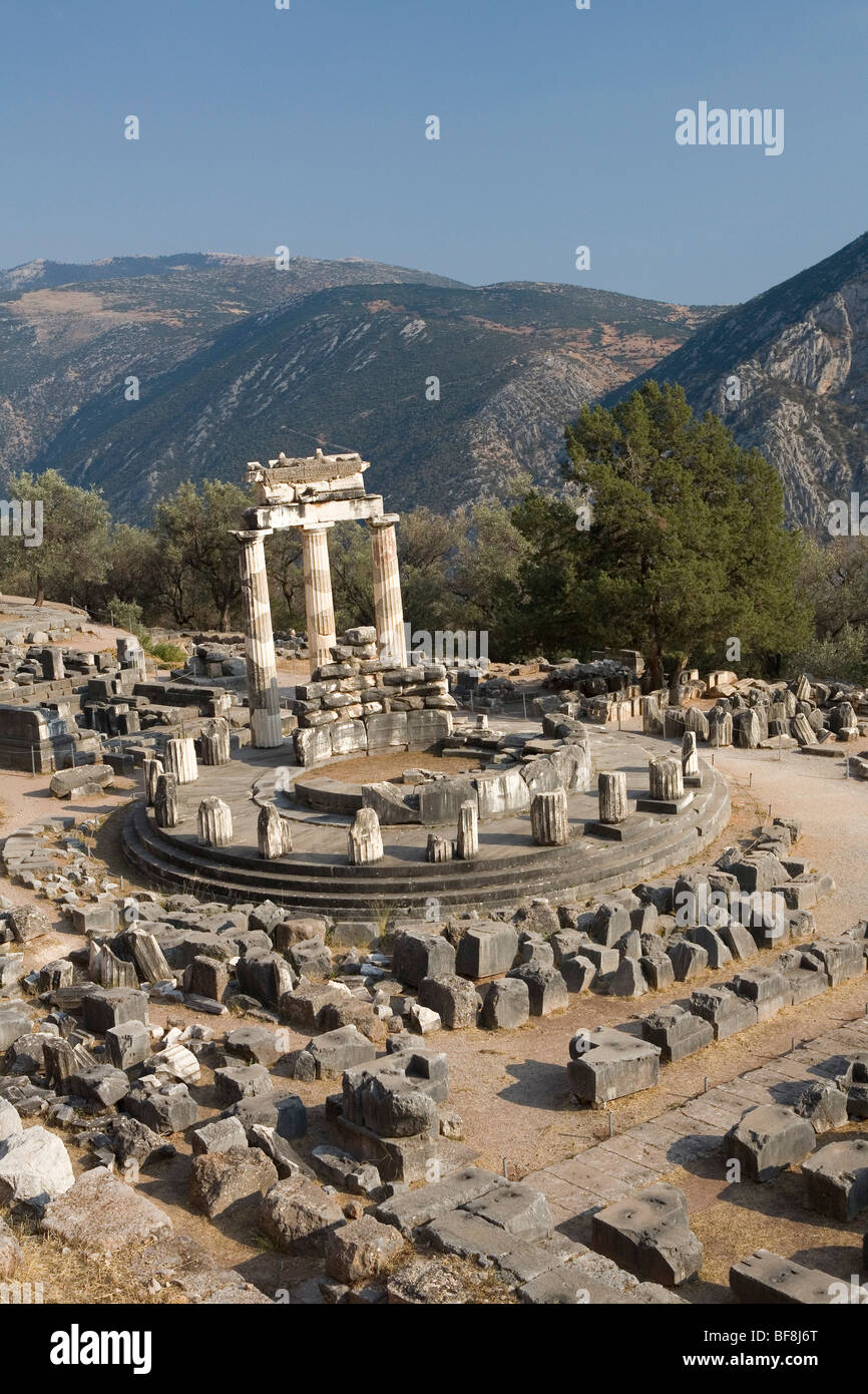 The ancient Roman ruins of Delphi, Greece Stock Photo - Alamy