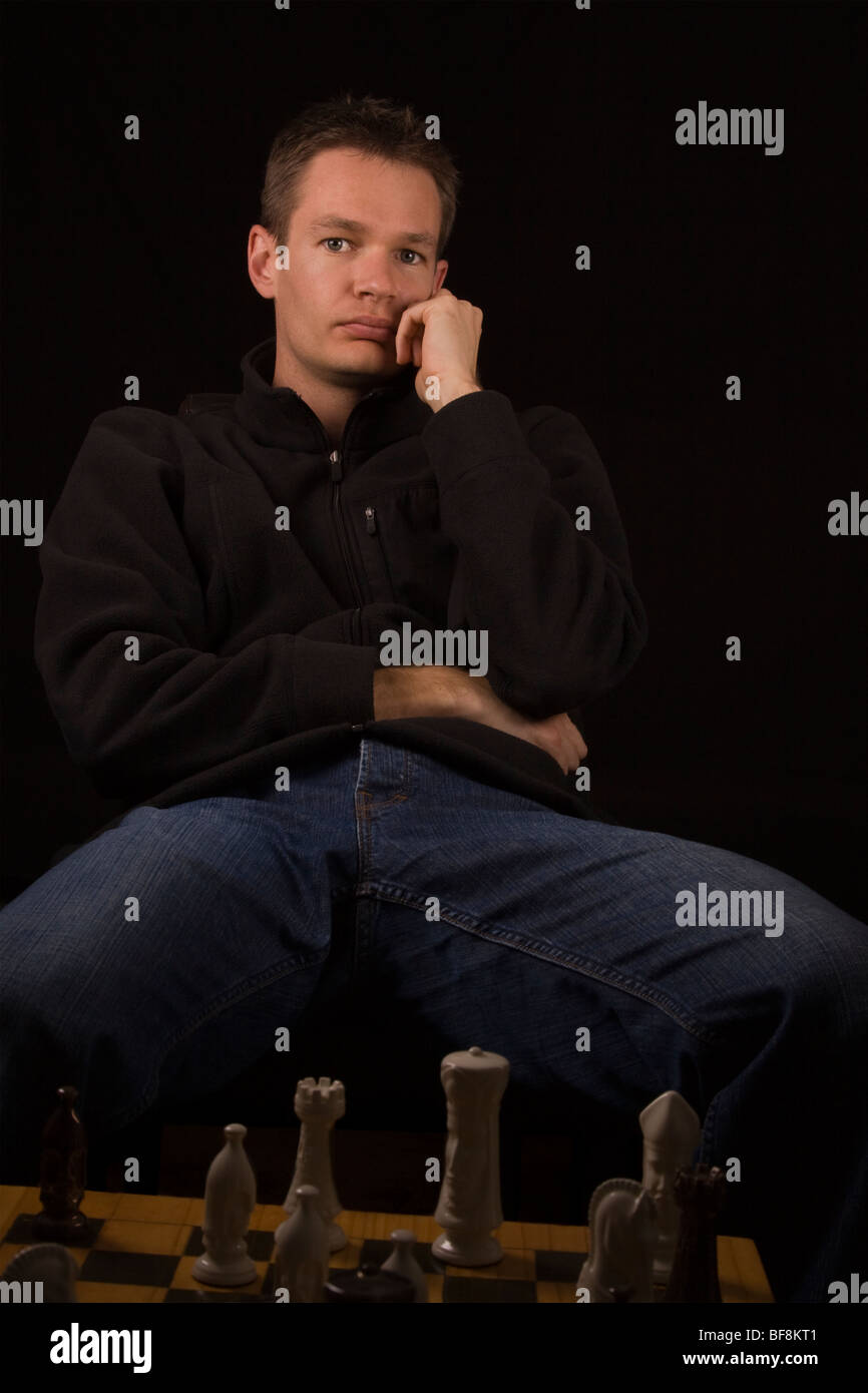 Action thinking hi-res stock photography and images - Alamy