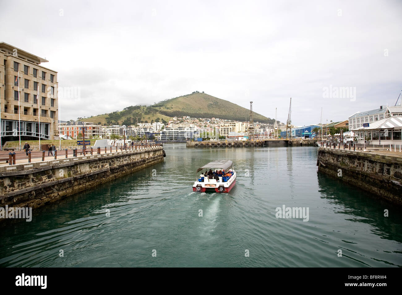 Victoria Basin - Waterfront ,Cape Town Stock Photo - Alamy
