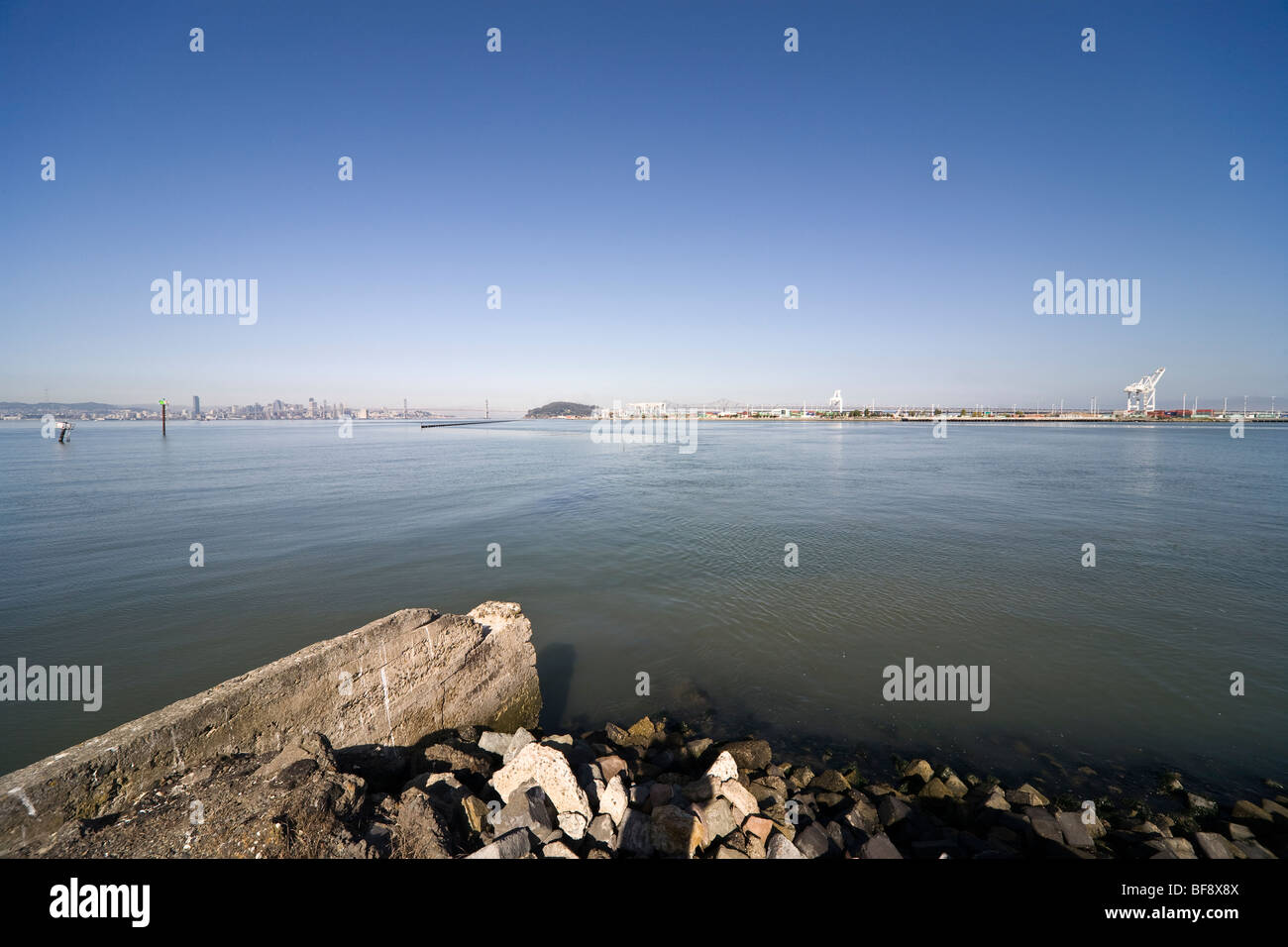 Oakland Middle Harbor in California, USA, container terminal Stock ...