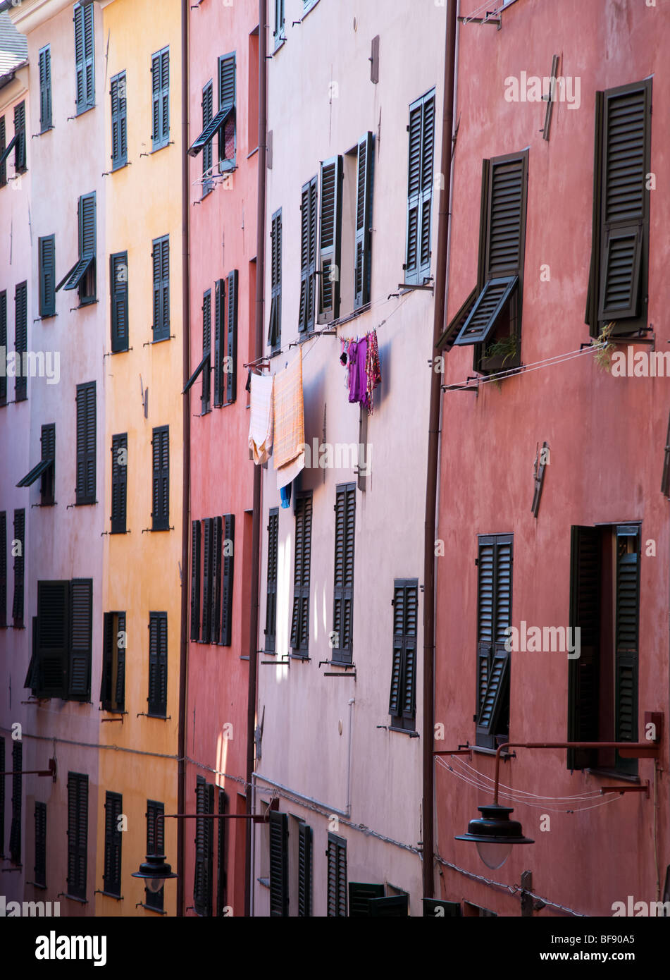 Colourful painted buildings hi-res stock photography and images - Alamy