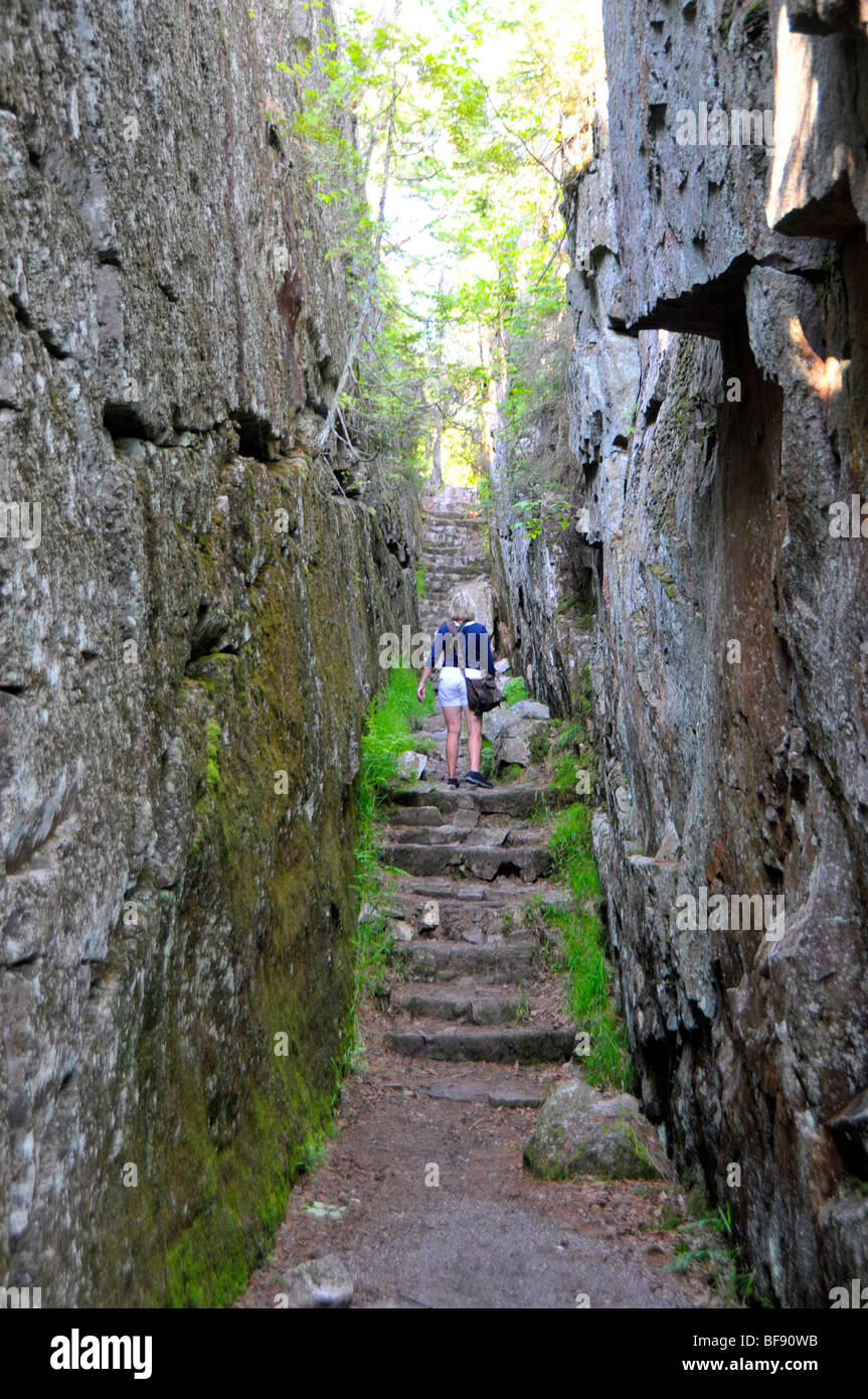 Cavernous Hiking Areas with Agawa Rock in Lake Superior Provincial Park ...