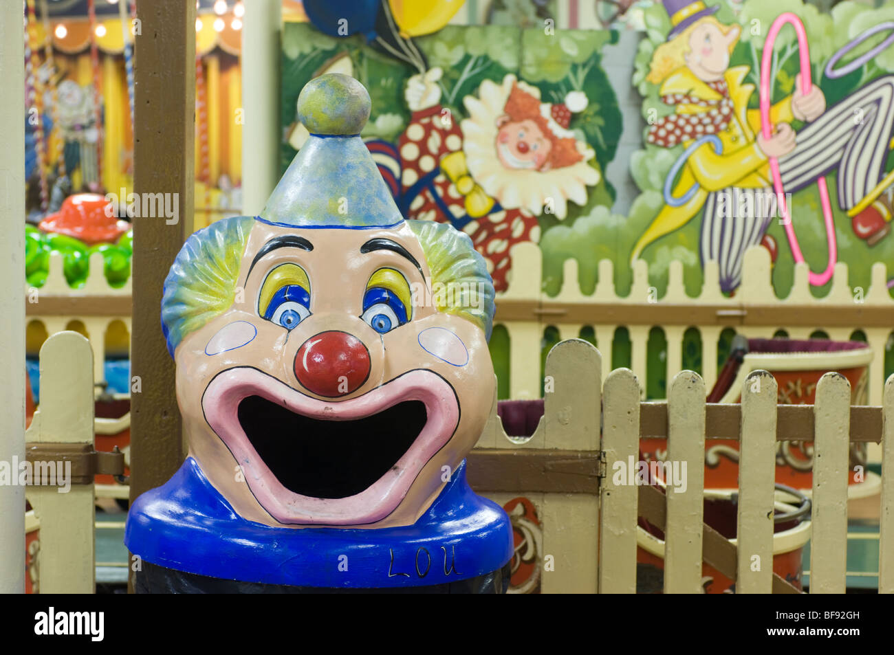Ocean City Maryland -Clown trash can at Trimpers Stock Photo - Alamy