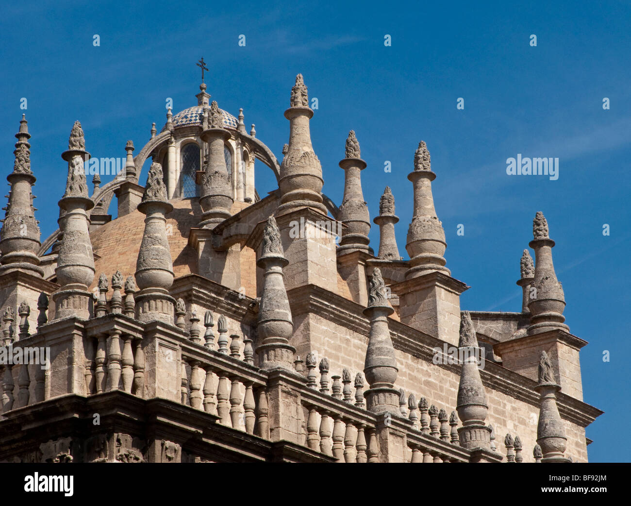 The Cathedral in Seville, the worlds largest gothic cathedral built on ...