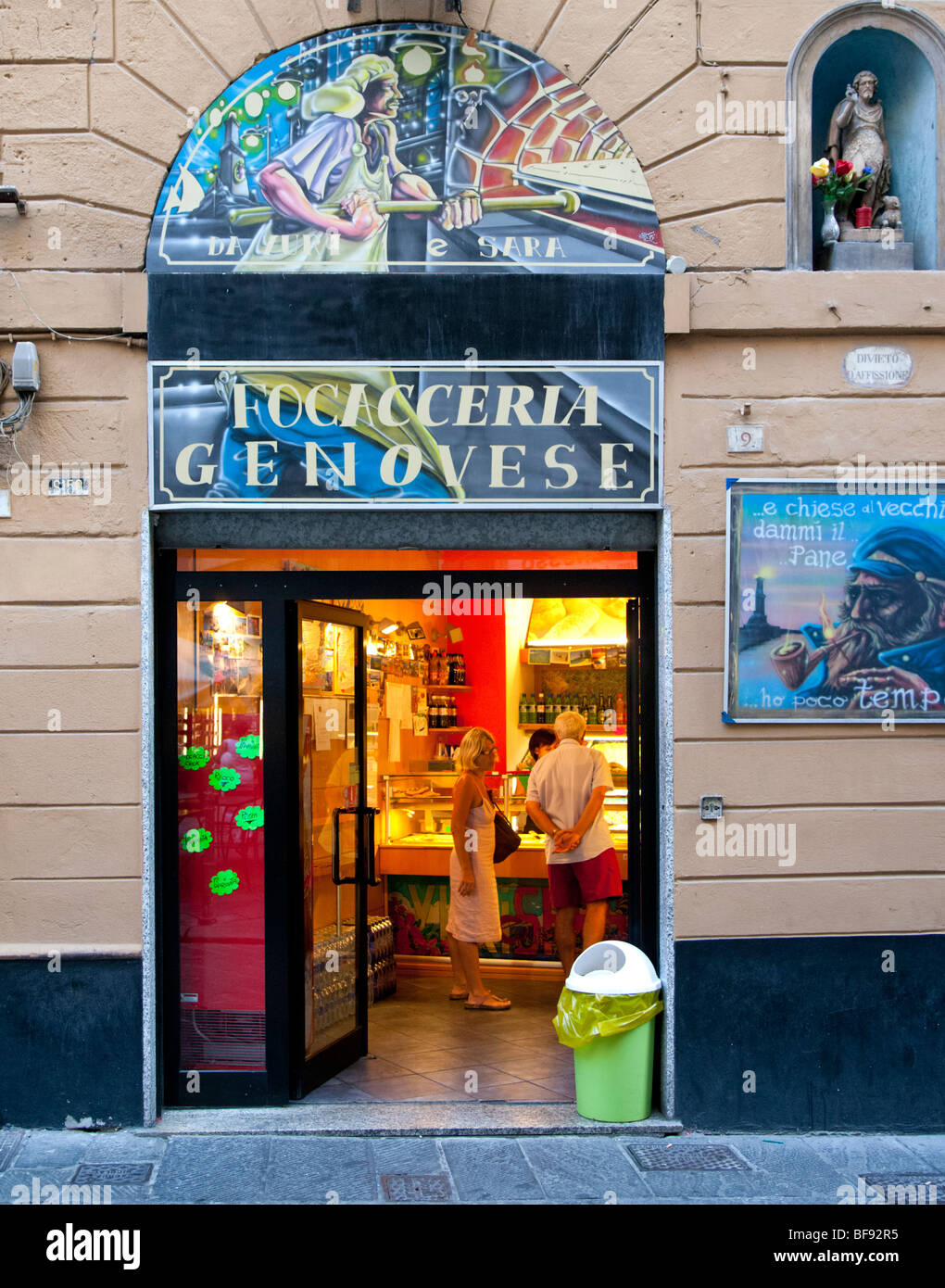 Focacceria, shop window and customers, Genoa, Italy Stock Photo - Alamy