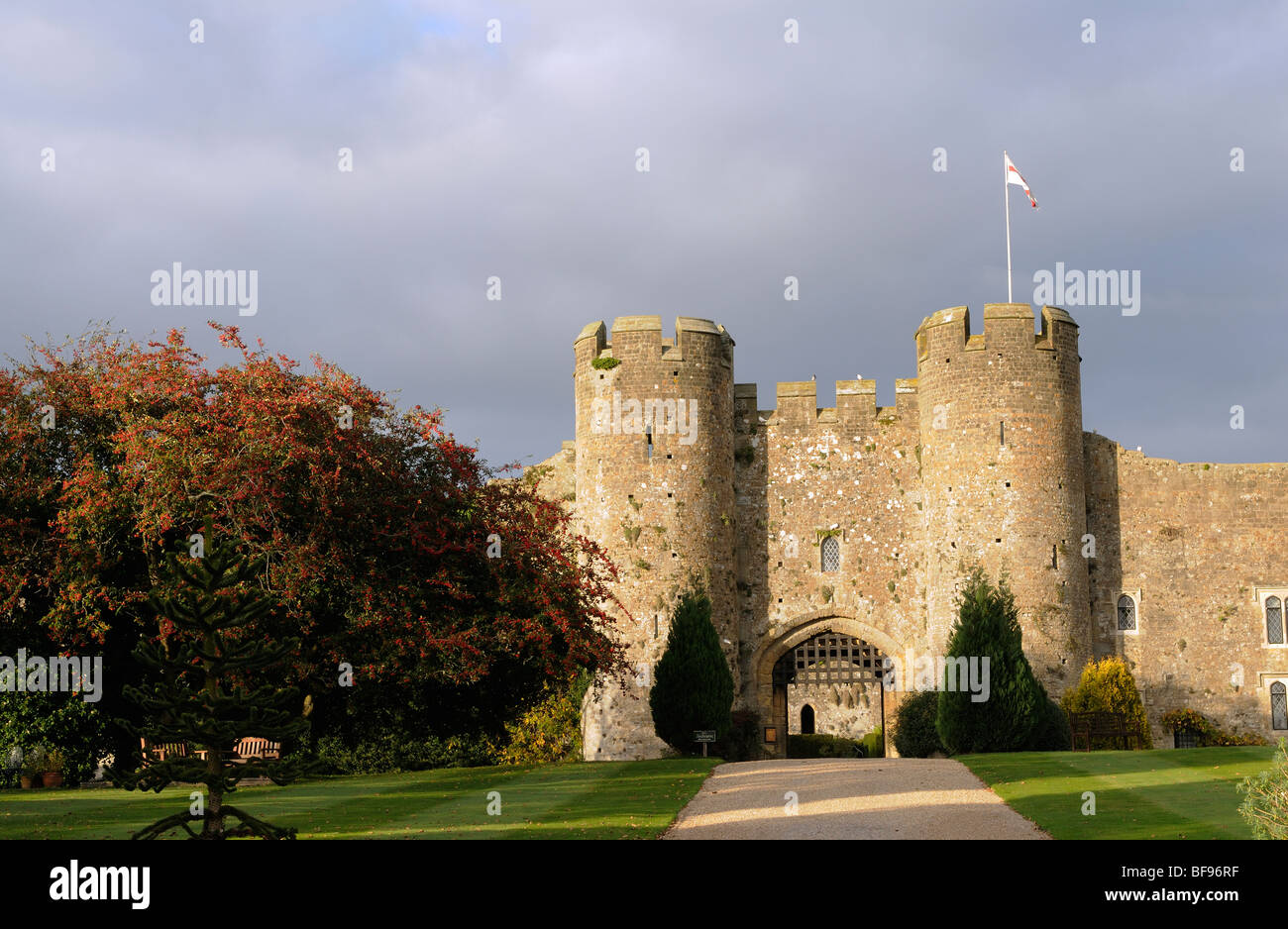 Amberley castle west sussex hi-res stock photography and images - Alamy