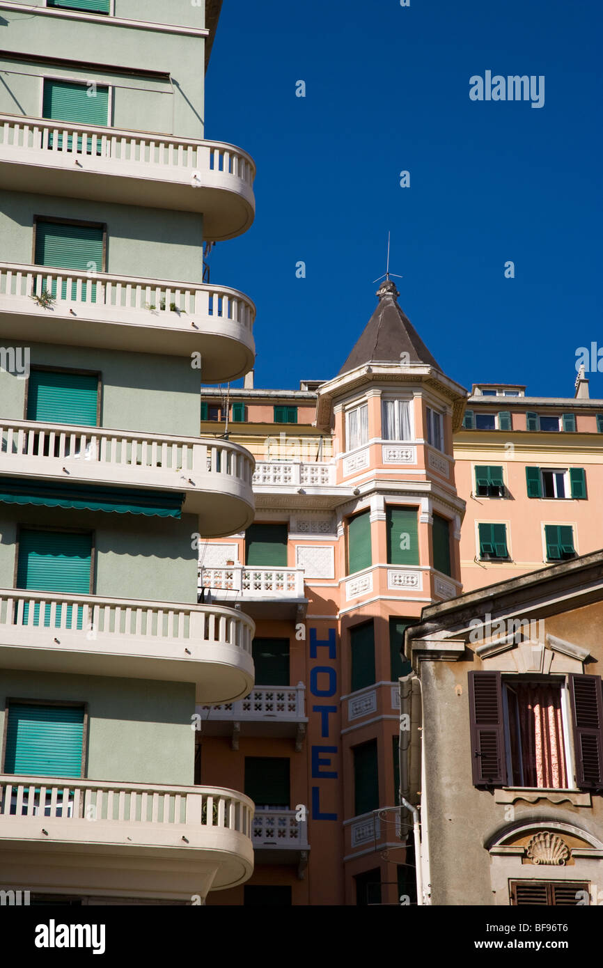 Genoa buildings hi-res stock photography and images - Alamy