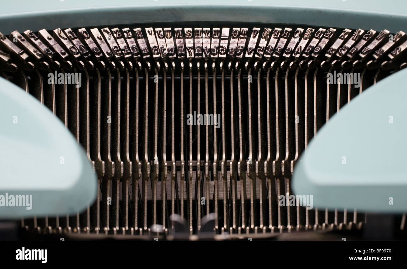 Typewriting keys hi-res stock photography and images - Alamy