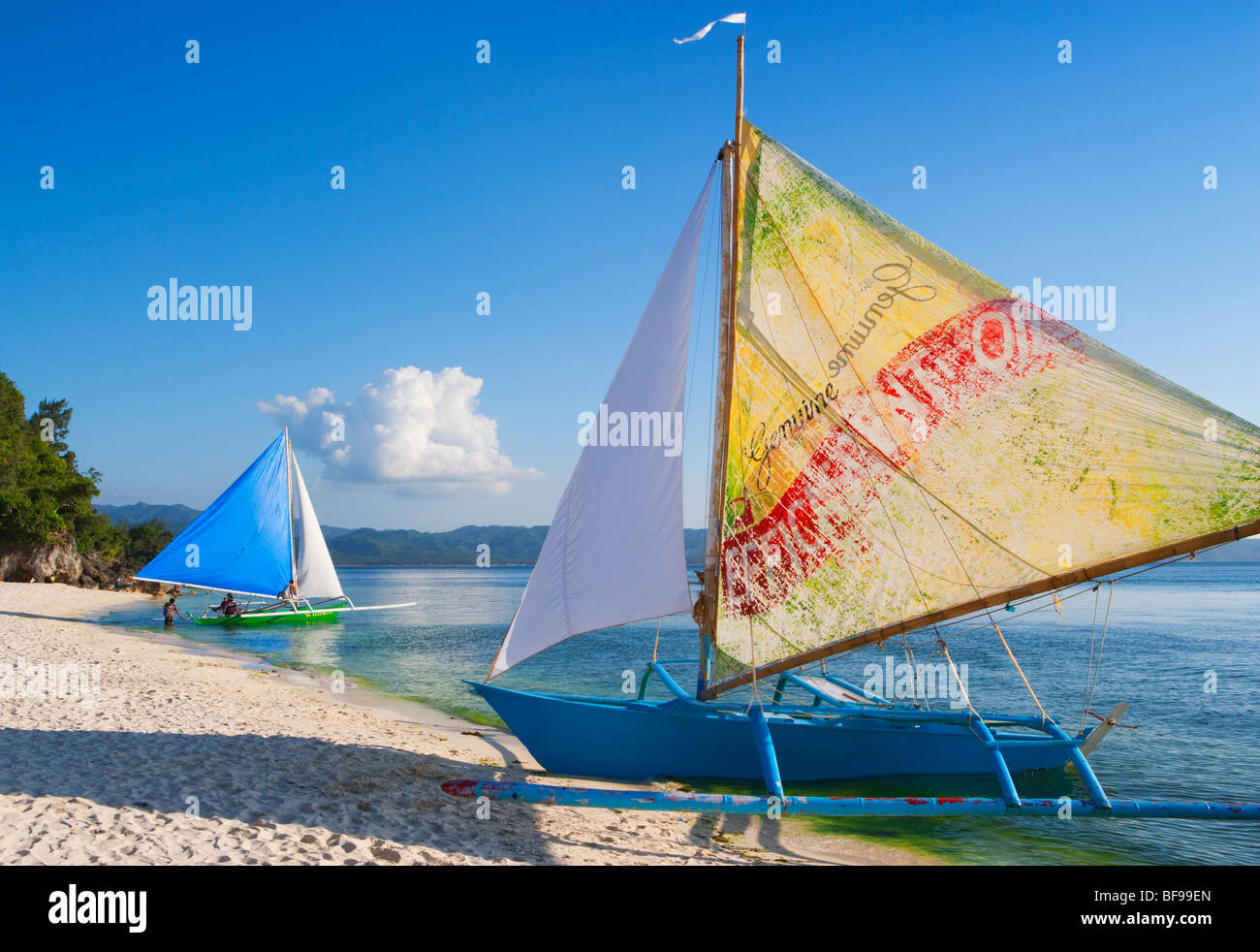 Sail boats on beach Boracay; The Visayas; Philippines Stock Photo - Alamy
