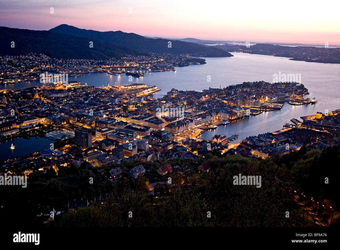 Floibanen funicular hi-res stock photography and images - Alamy