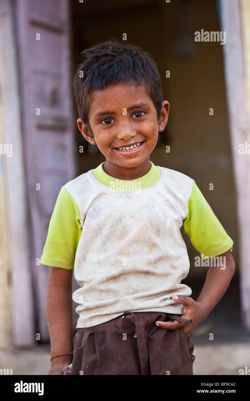 Indian boy in Pushkar in Rajasthan India Stock Photo - Alamy