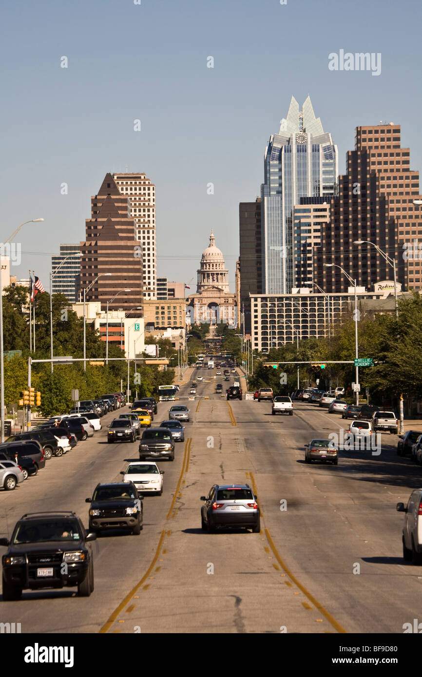 A view up South Congress Avenue to the Texas State Capitol in Austin ...