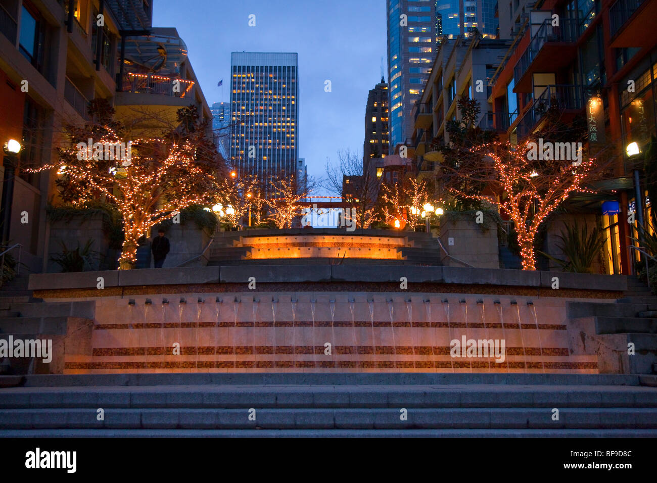 Harbor steps hi-res stock photography and images - Alamy