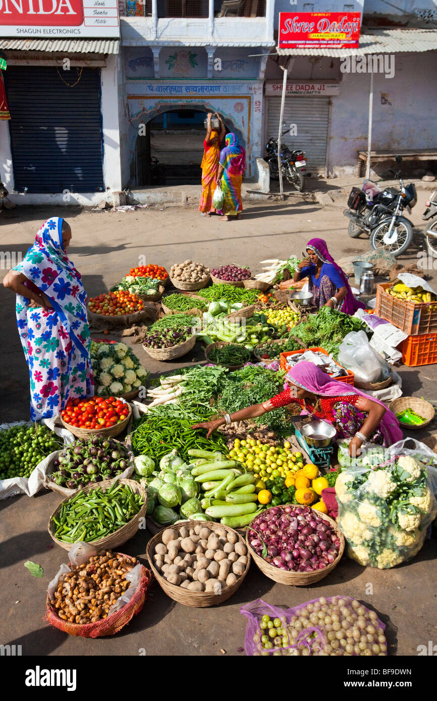 Vegetables for sale in Pushkar in Rajasthan India Stock Photo - Alamy