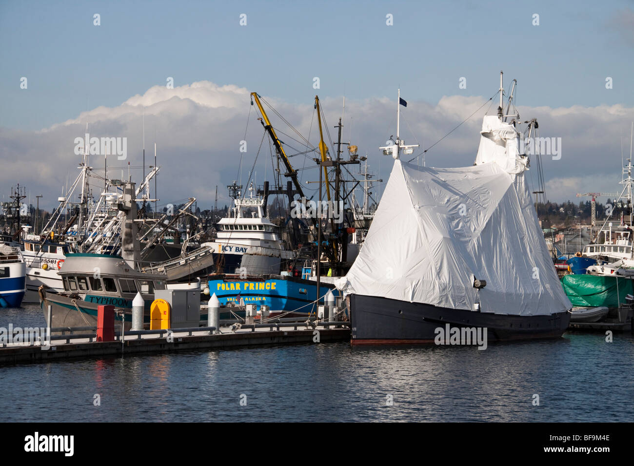 Fishermans terminal hi-res stock photography and images - Alamy