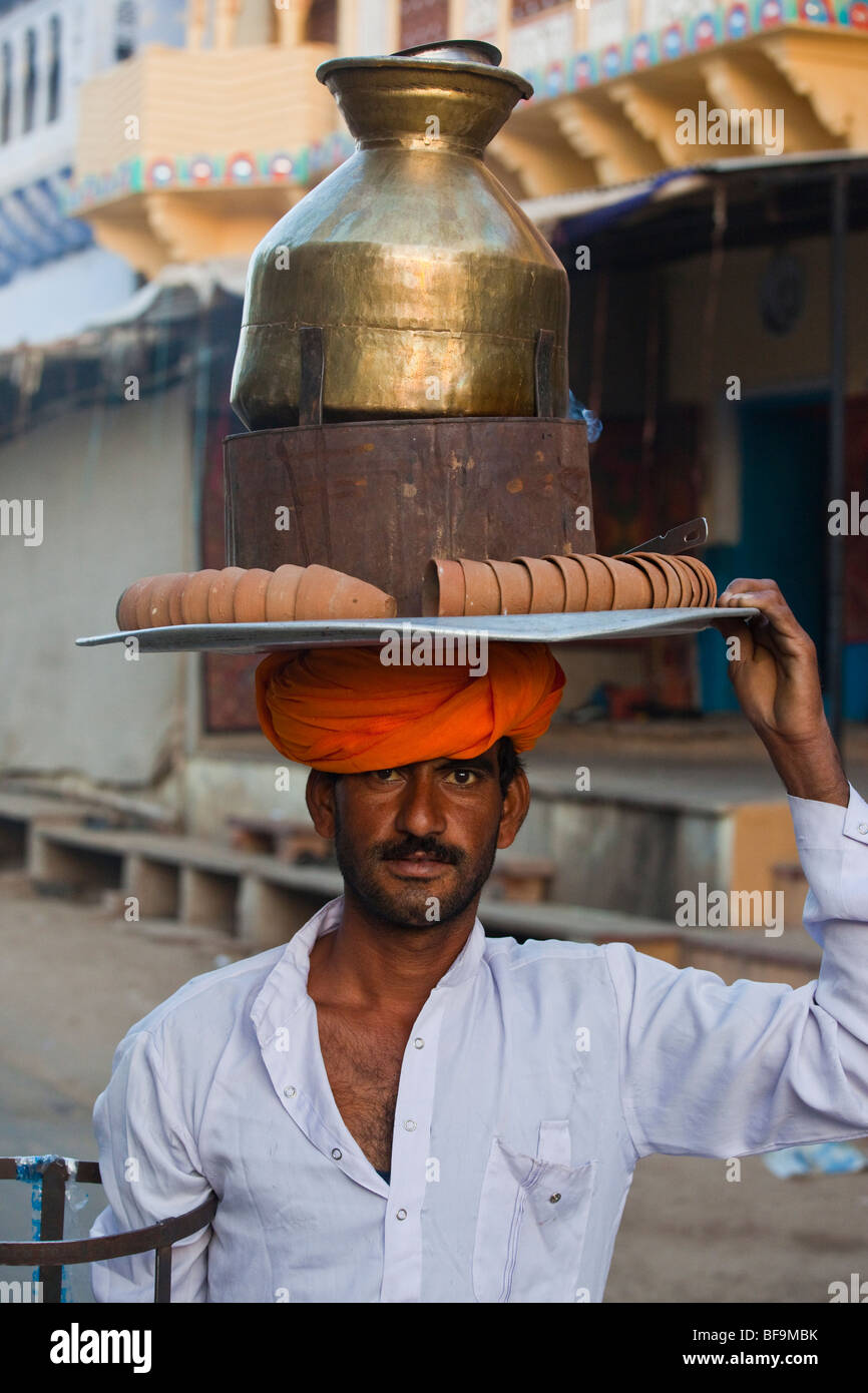 Chai stand hi-res stock photography and images - Alamy