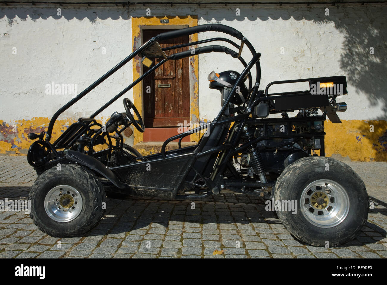 Car or vehicle hi-res stock photography and images - Alamy