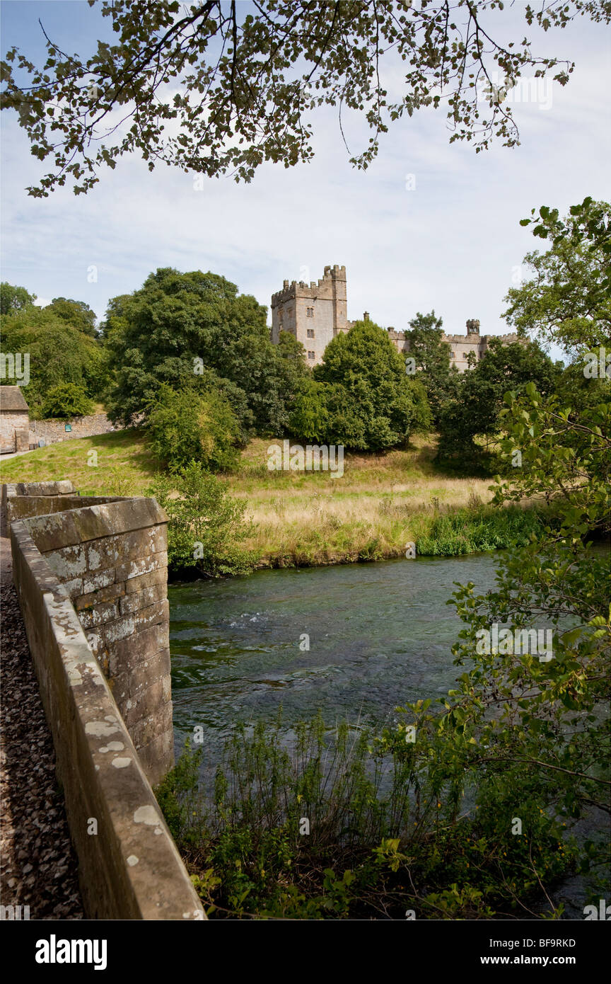 Pack horse across hi-res stock photography and images - Alamy