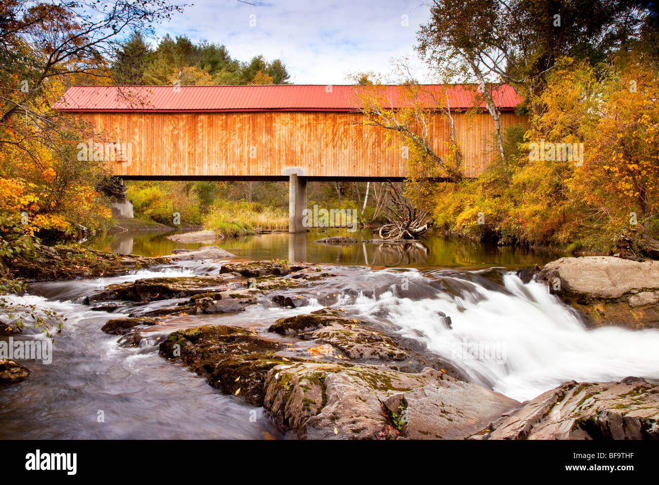 Union Village Bridge in Thetford Center Vermont USA Stock Photo - Alamy