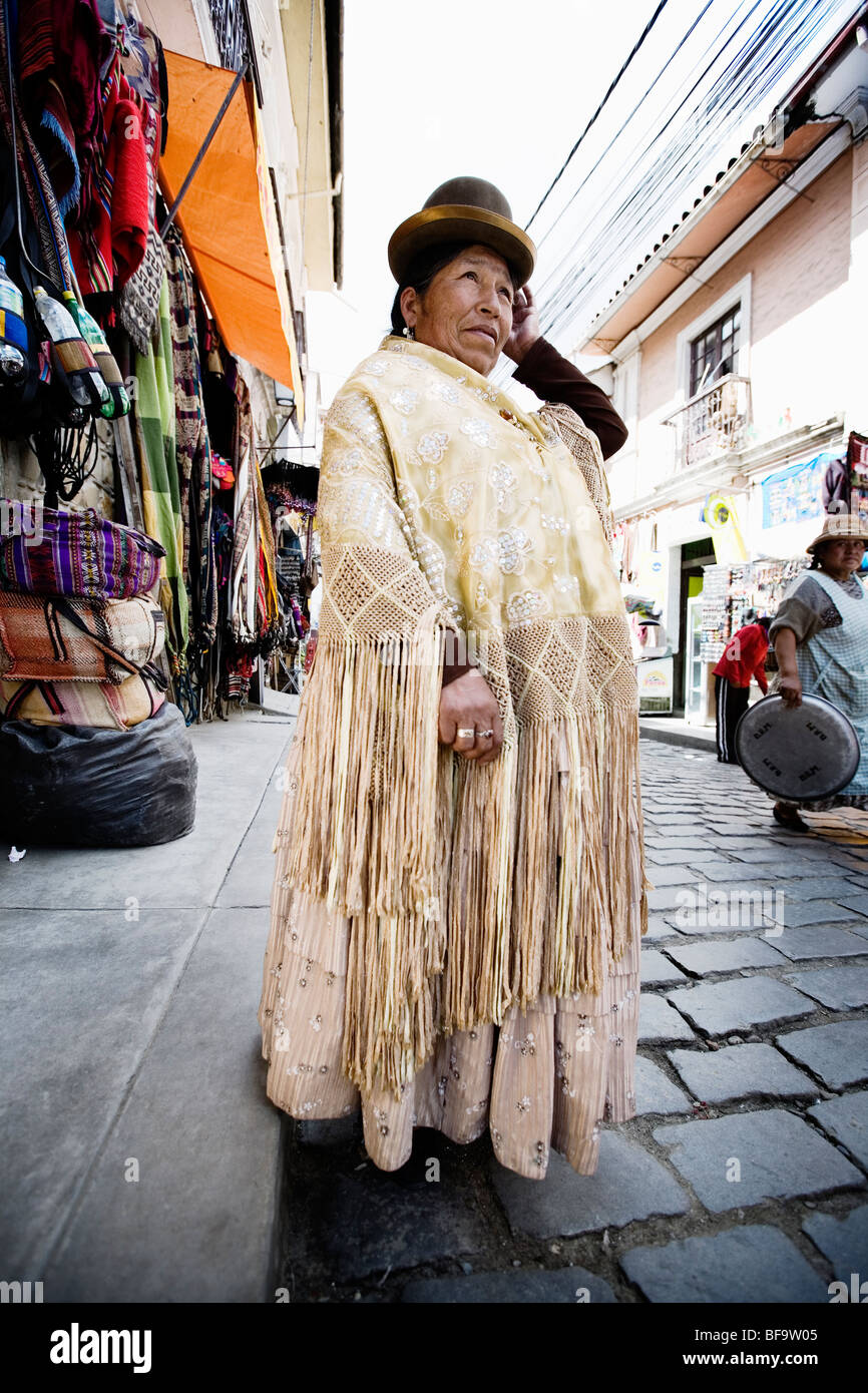 Cholita, traditionally dressing Aymara Indian lady, in La Paz, Bolivia ...