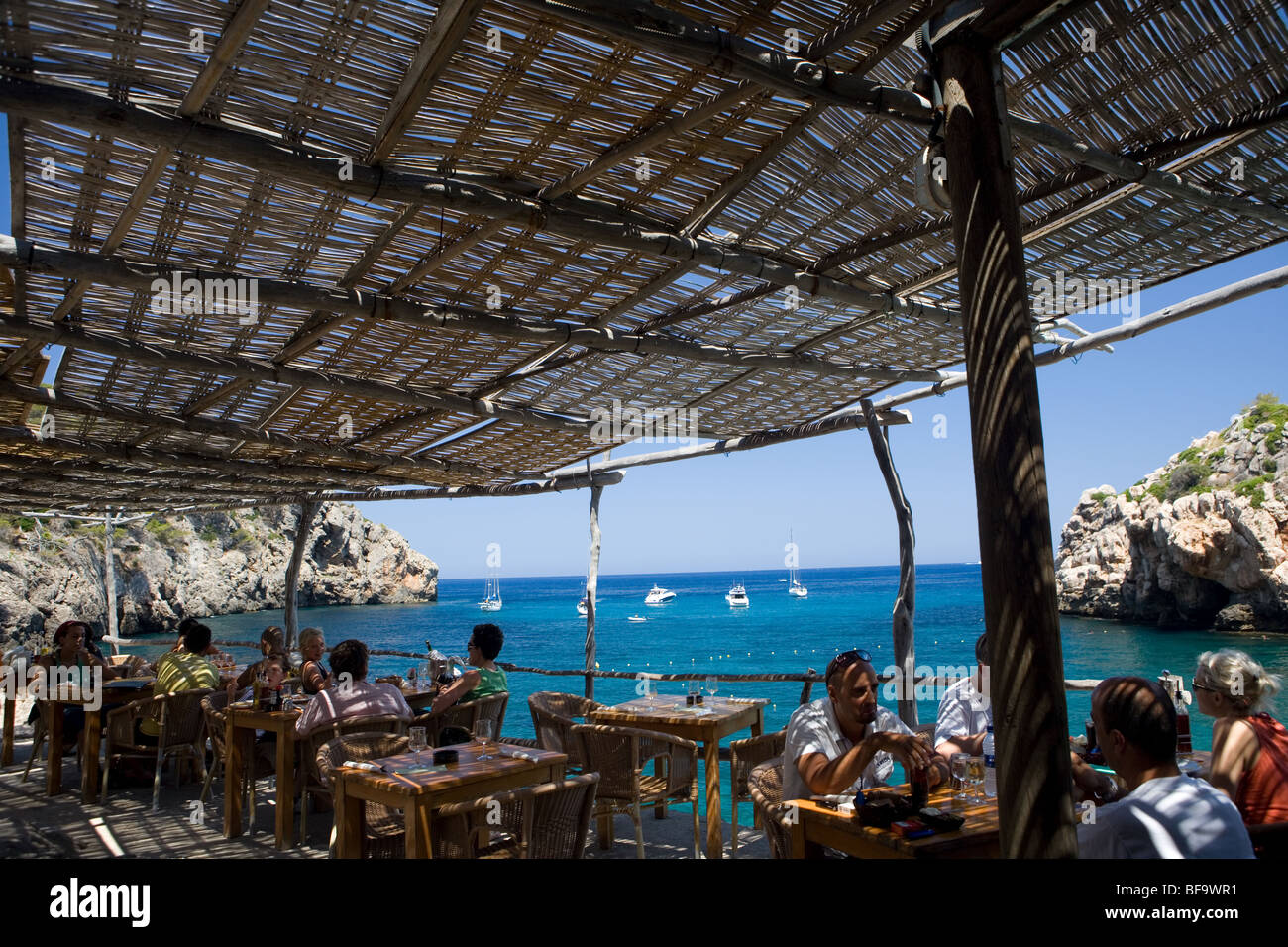 Cala deia restaurant hi-res stock photography and images - Alamy