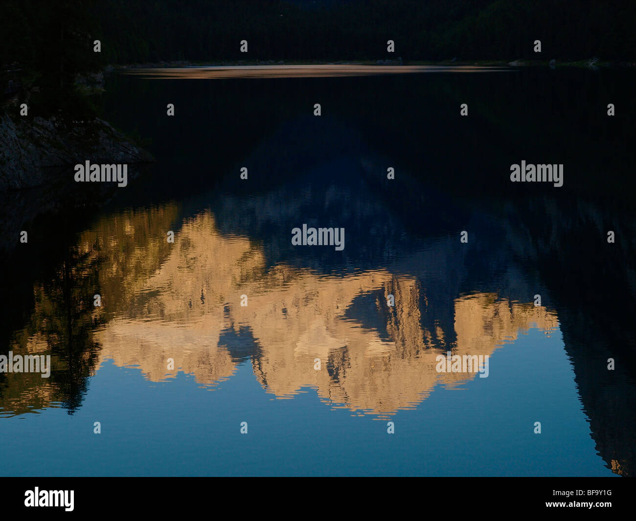 lake Gosausee, mountain Dachstein, Austria Stock Photo - Alamy