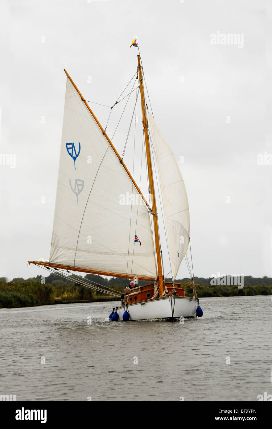 Yacht sailing on River Thurne, Norfolk, England Stock Photo - Alamy
