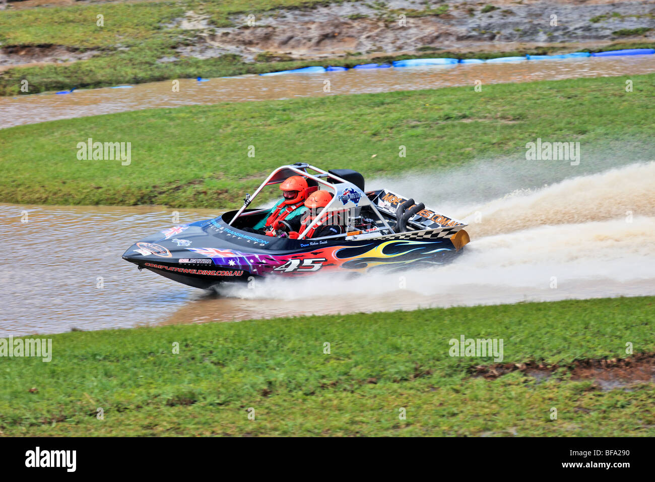 Australian Jet Sprint Boat championship timed sprint runs on enclosed ...