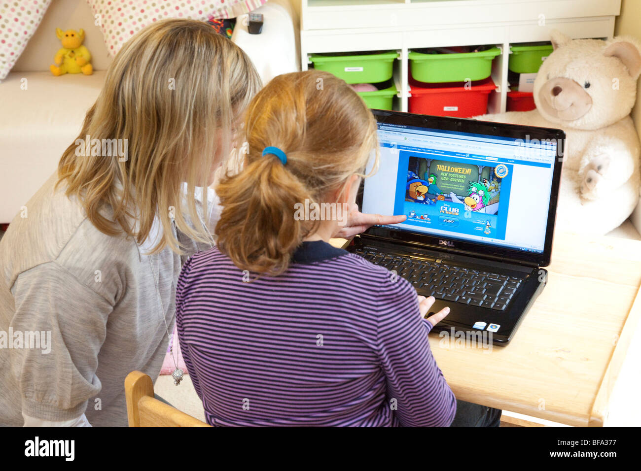 Kids Teacher Nursery High Resolution Stock Photography and Images - Alamy