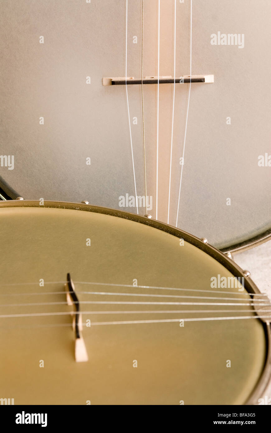 Banjo string hi-res stock photography and images - Alamy
