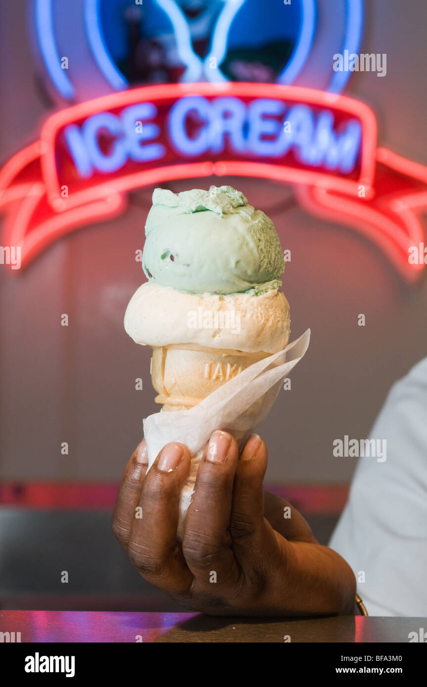 Nicolas marie hi-res stock photography and images - Alamy