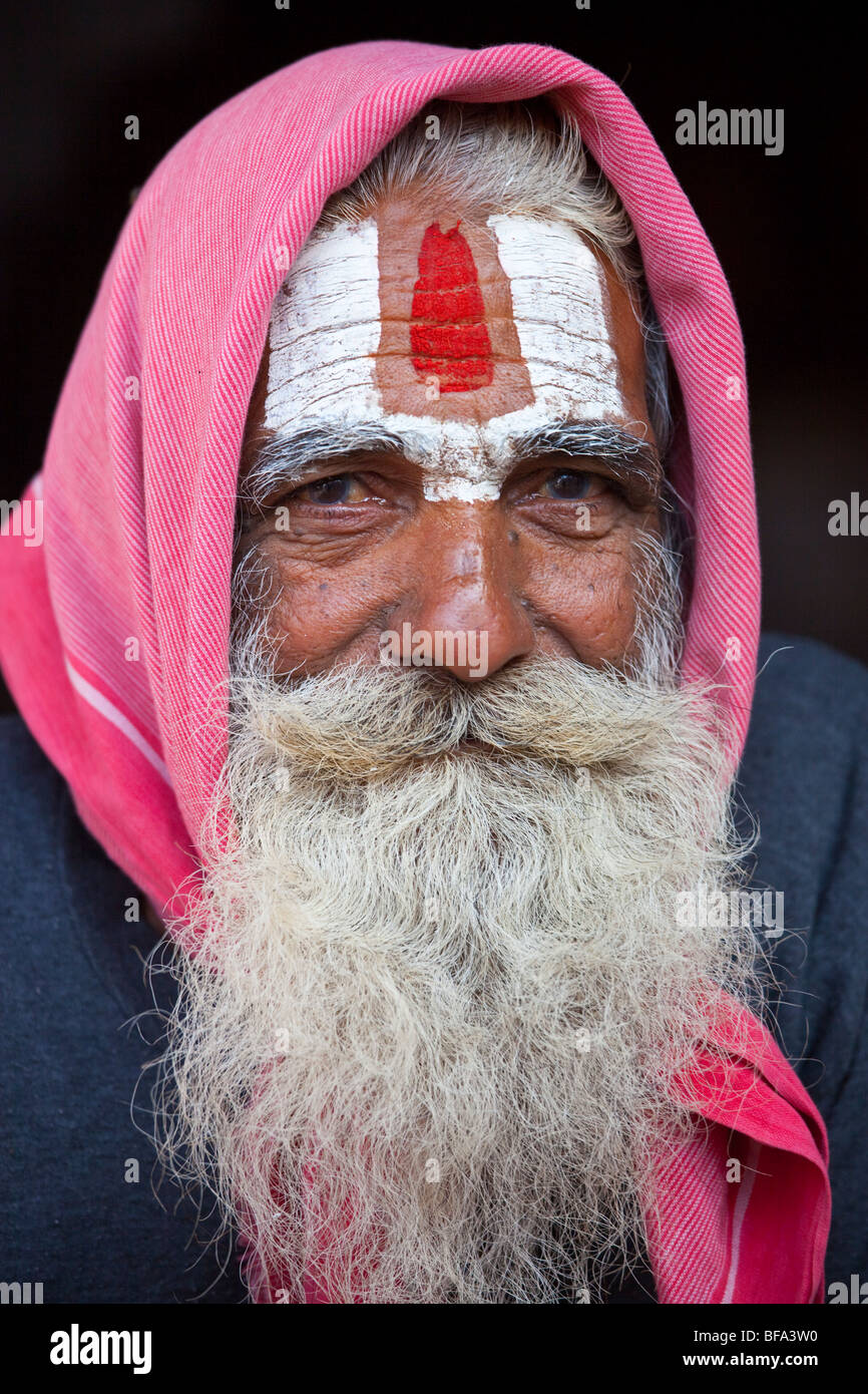 Indian man holy hi-res stock photography and images - Alamy
