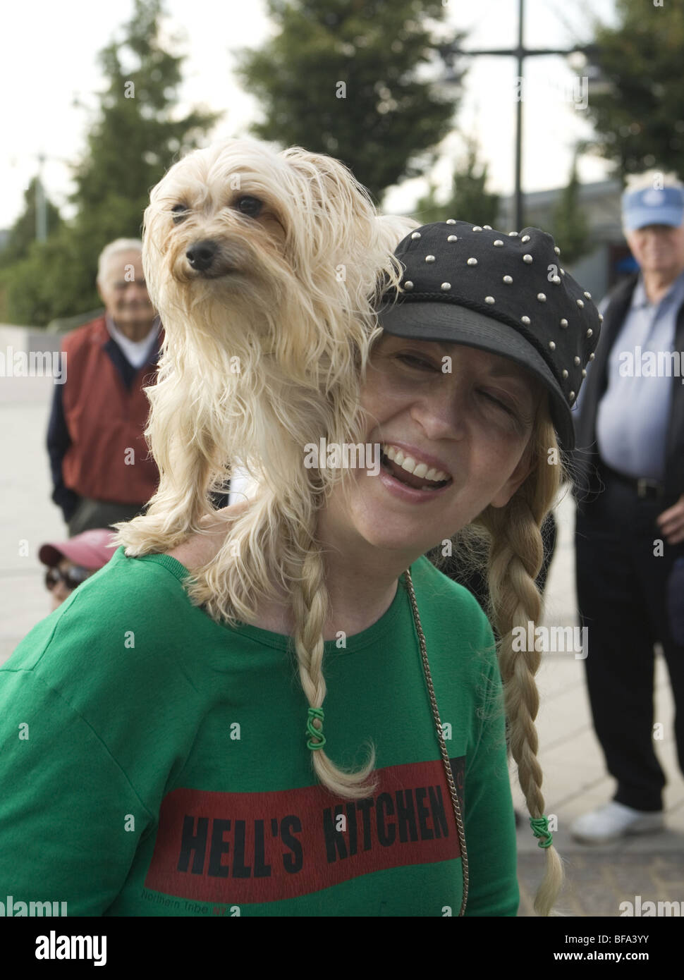 Dog parade hi-res stock photography and images - Alamy