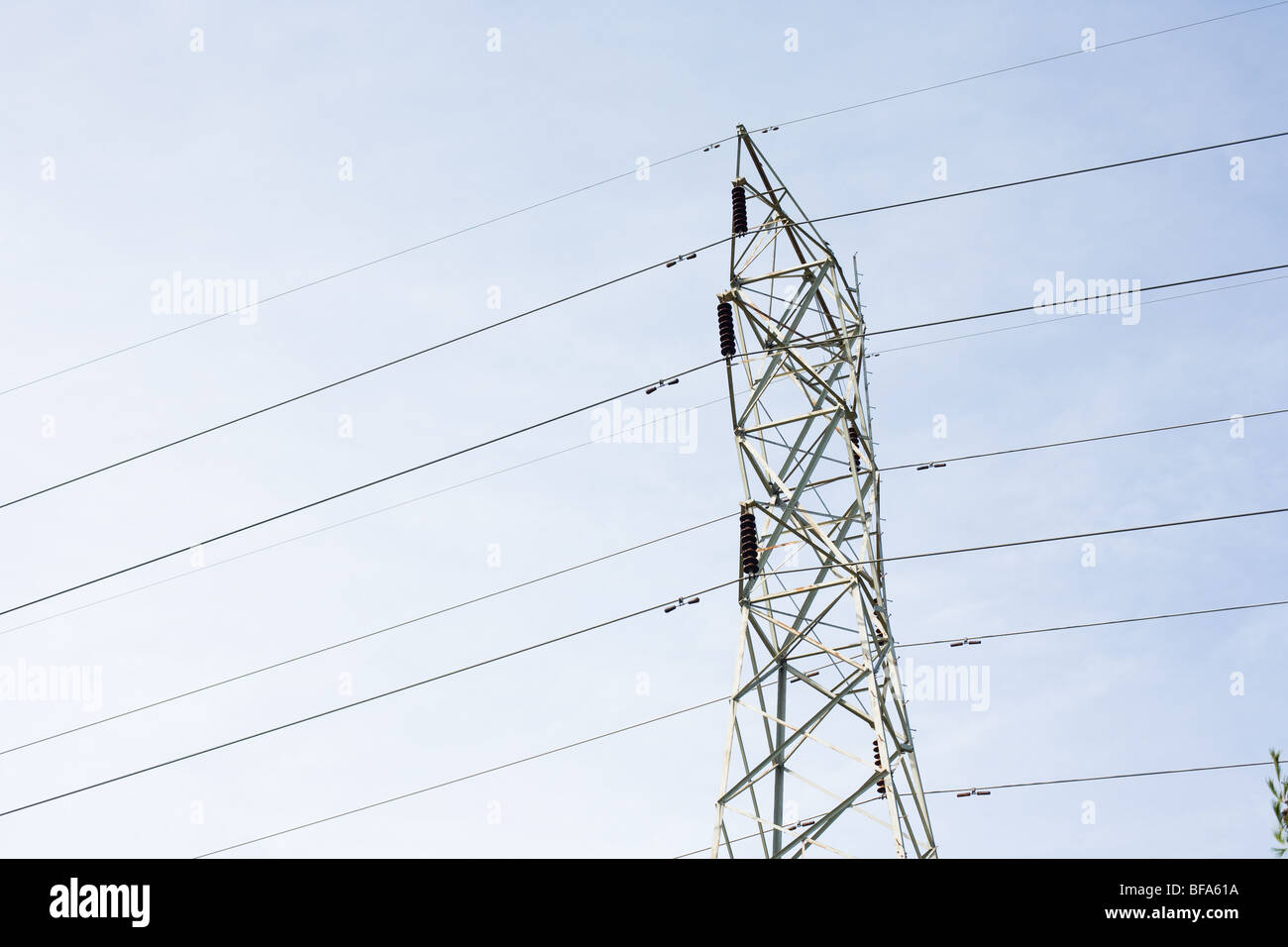Electric lines hi-res stock photography and images - Alamy