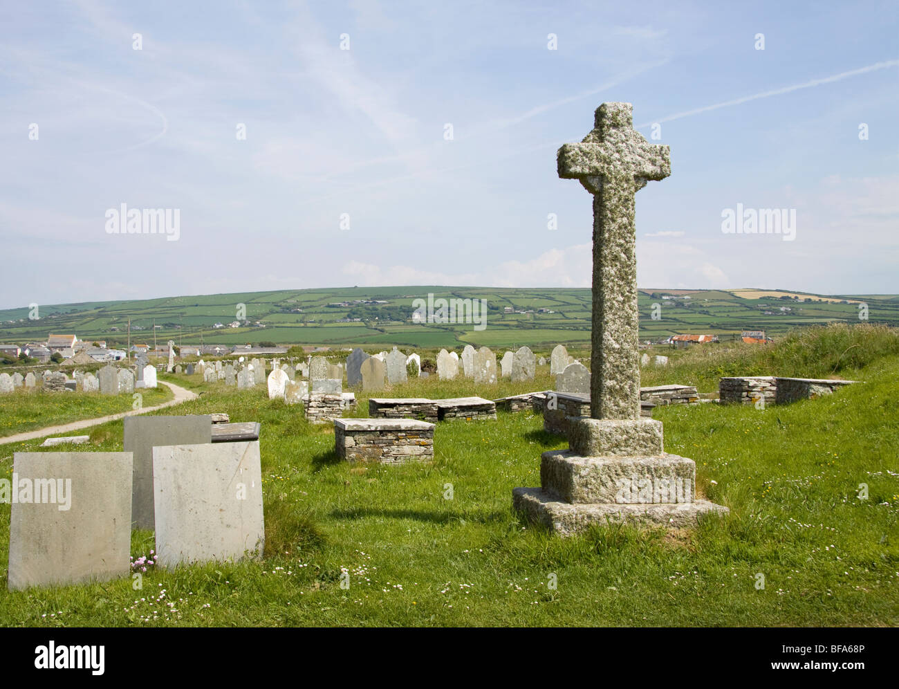 Stone cross in cornwall hi-res stock photography and images - Alamy