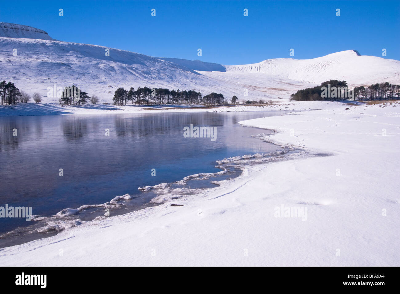 Upper Neuadd in the snow Brecon Beacons Stock Photo - Alamy