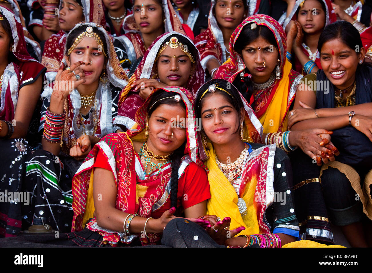 Rajasthani woman pushkar rajasthan india hi-res stock photography and ...