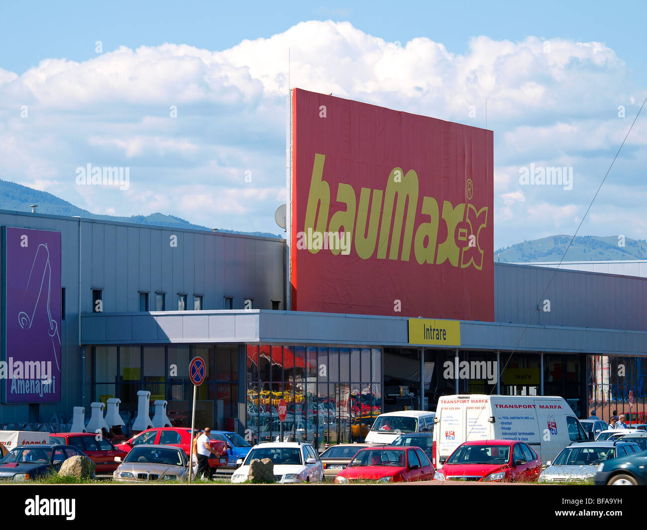Baumax Building High Resolution Stock Photography and Images - Alamy