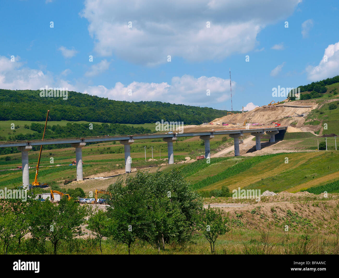 Highway construction connection hi-res stock photography and images - Alamy