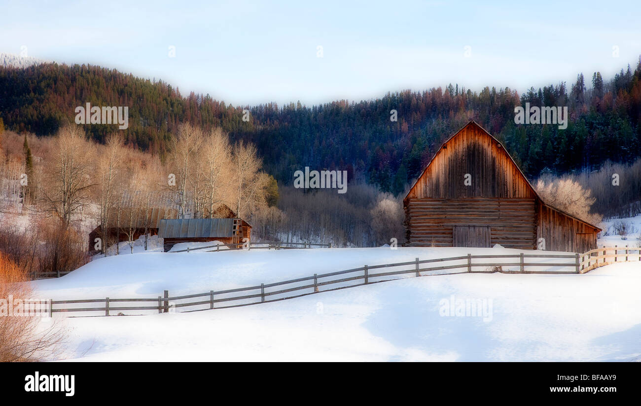 Cold springs cabin hi-res stock photography and images - Alamy