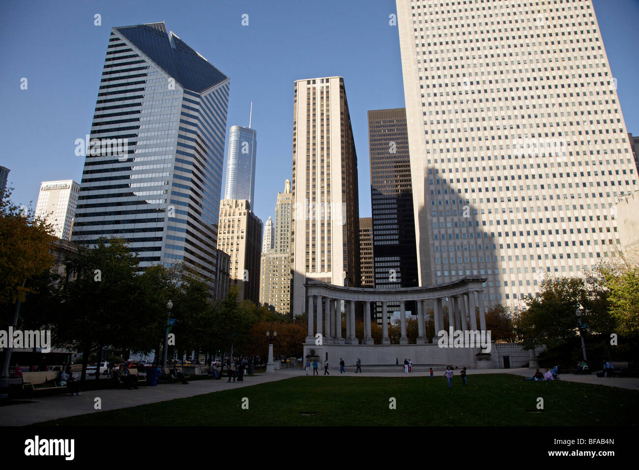 Classical peristyle hi-res stock photography and images - Alamy