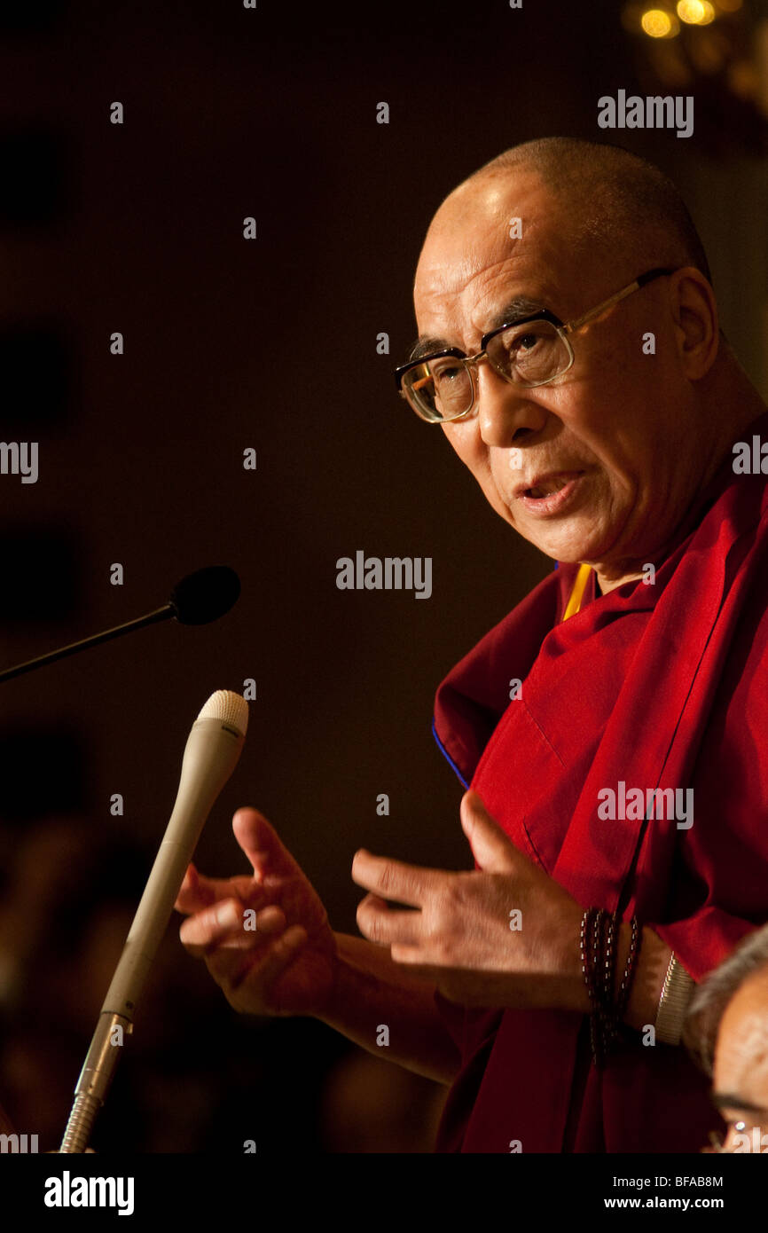 Dalai Lama Tenzin Gyatso, speaking at a function Stock Photo - Alamy