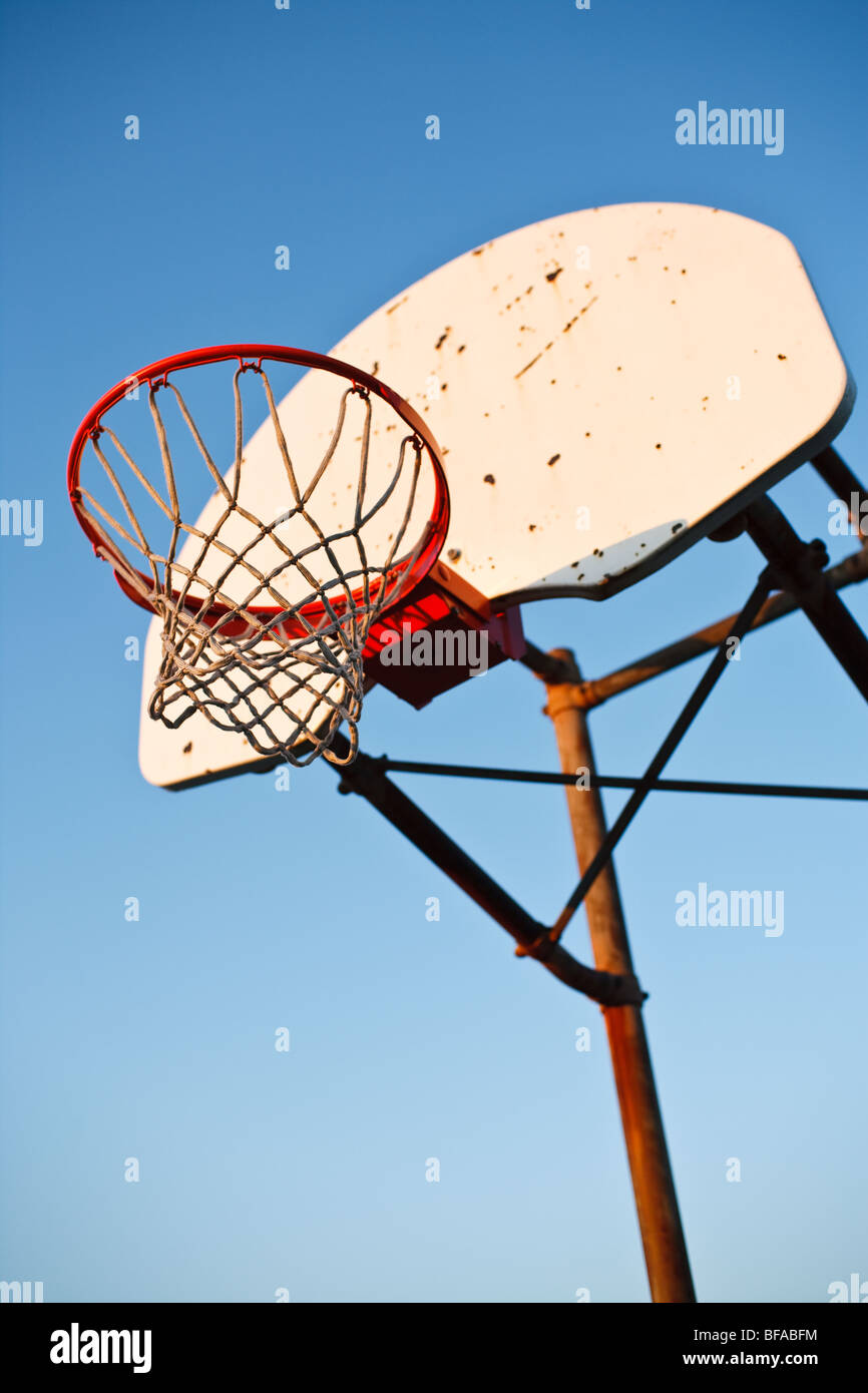 Basketball hoop at a park Stock Photo - Alamy