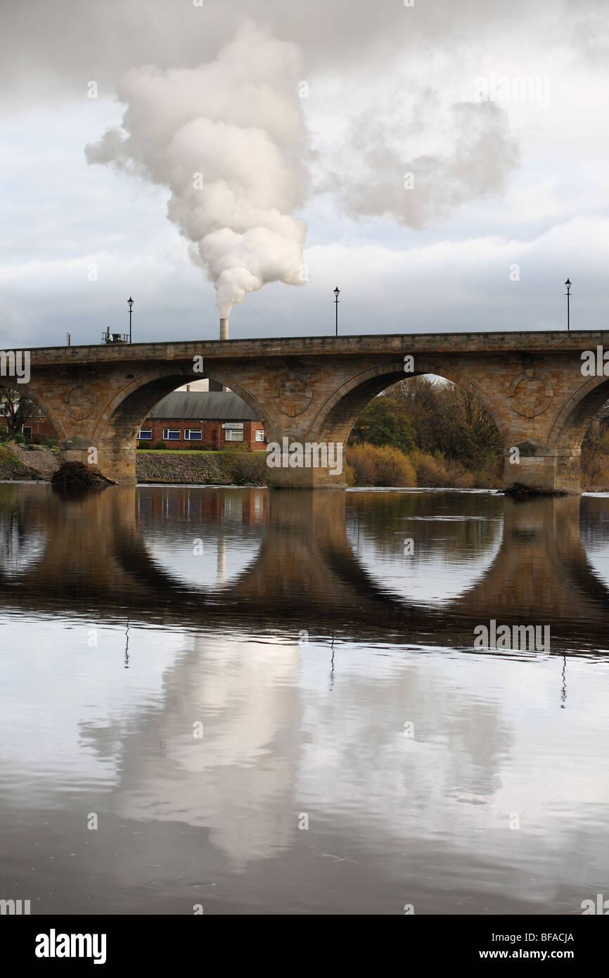 Exhaust plume from the Egger chipboard factory seen reflected in the ...