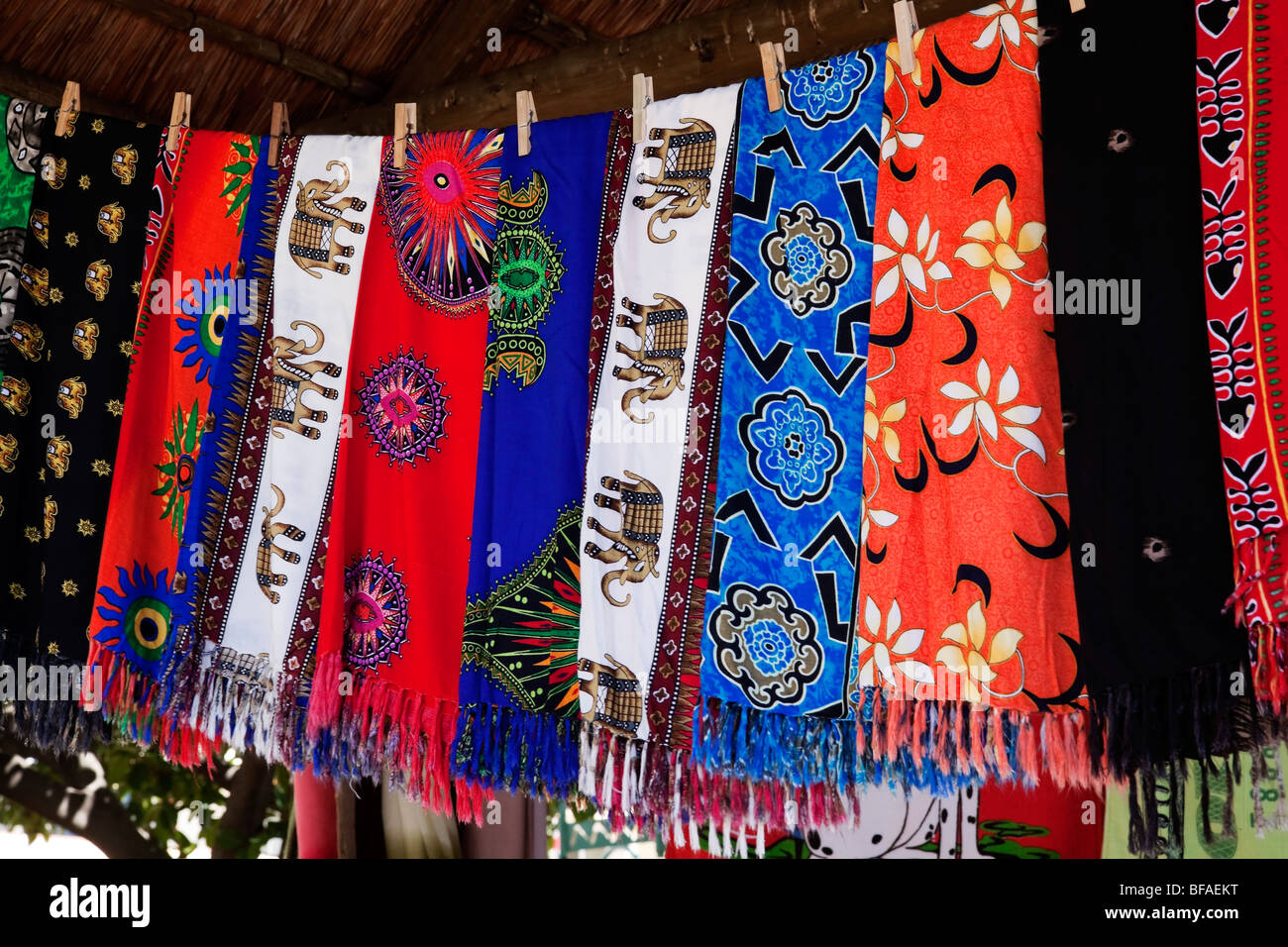 Kanga hi-res stock photography and images - Alamy