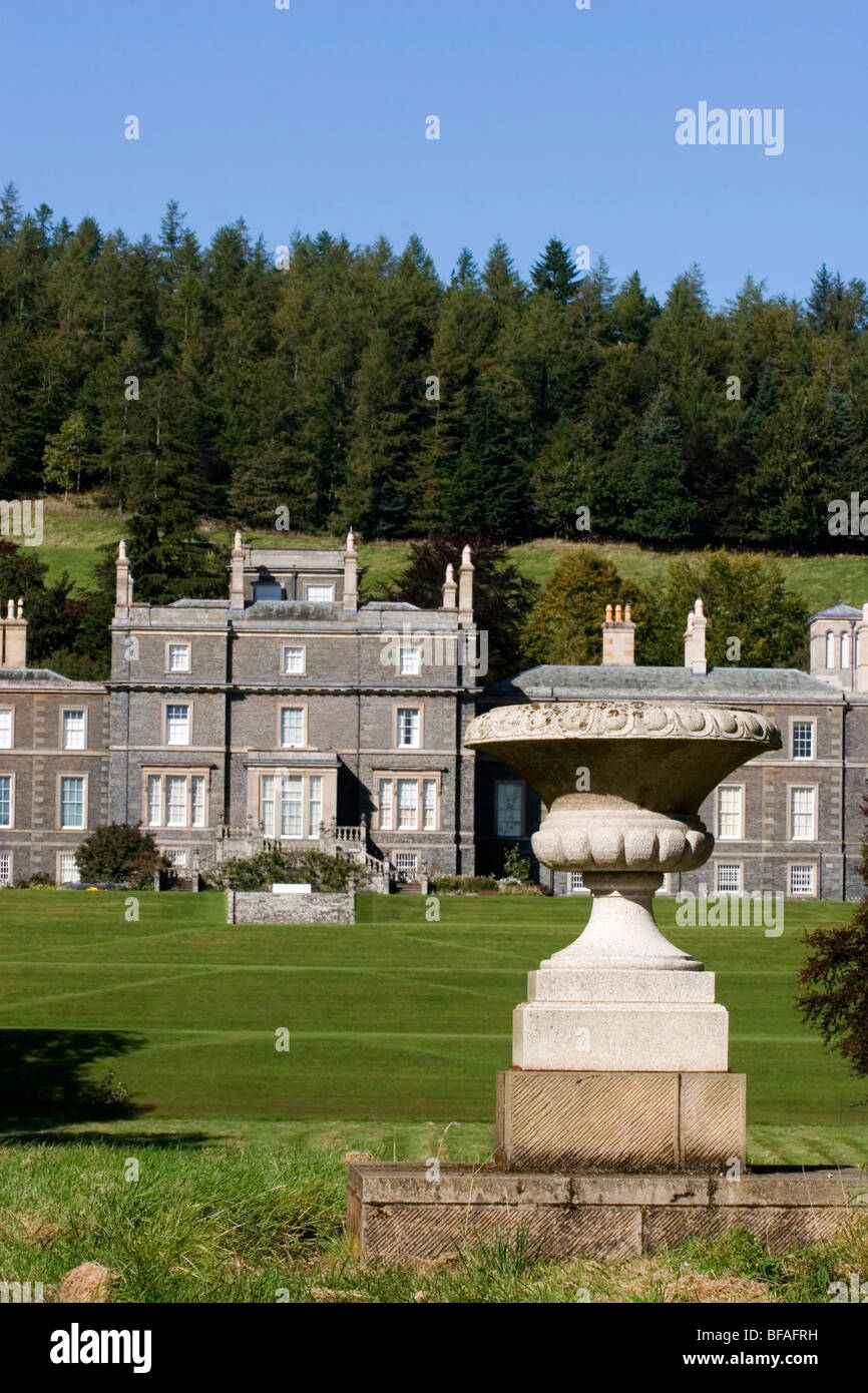 Bowhill estate hi-res stock photography and images - Alamy