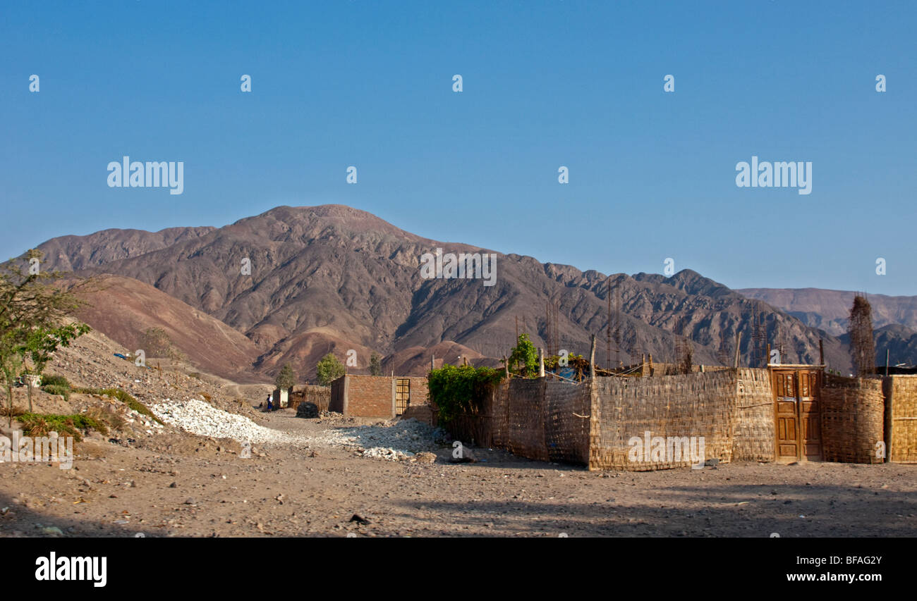 Shanty Houses, southern Peru Stock Photo - Alamy