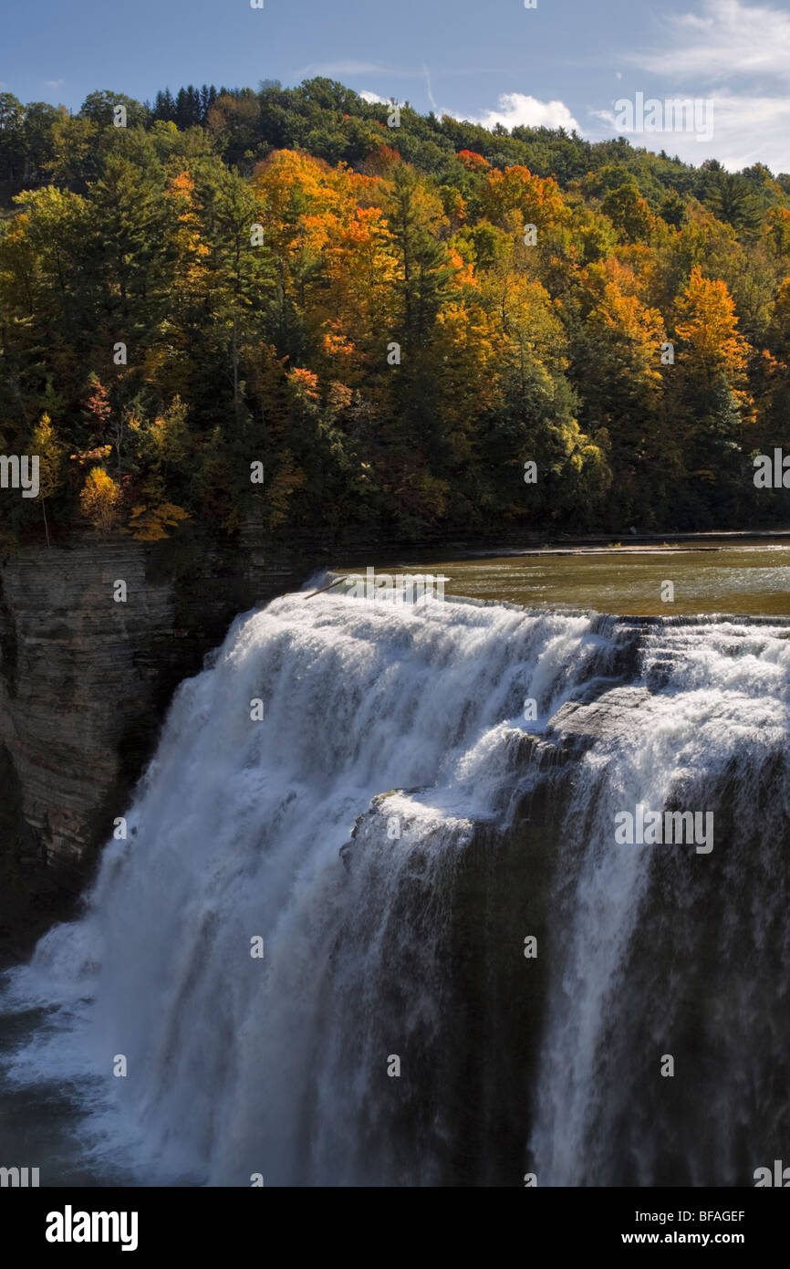 Middle falls letchworth state park hi-res stock photography and images ...