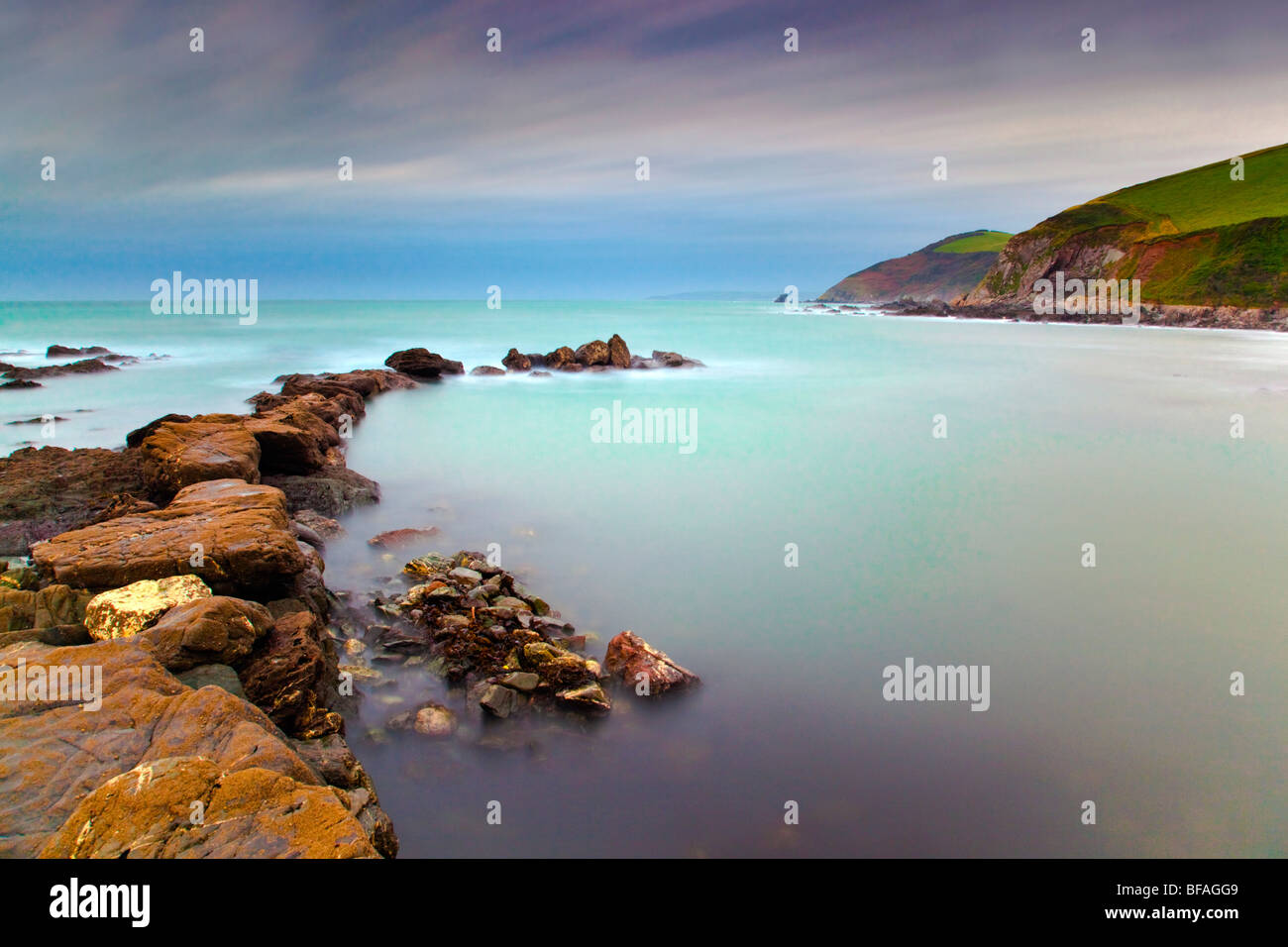 Looking towards looe hi-res stock photography and images - Alamy