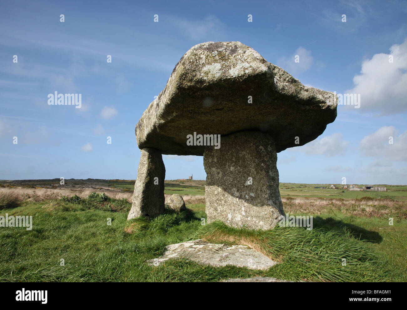 Lanyon Quoit Cornwall Stock Photo - Alamy